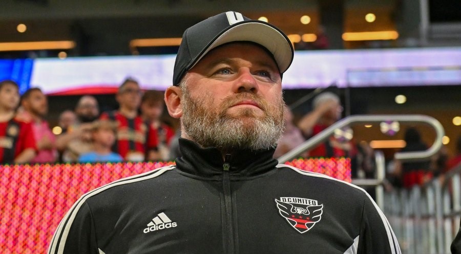 Wayne Rooney dogadał się z nowym klubem. Szybki powrót na ławkę ...